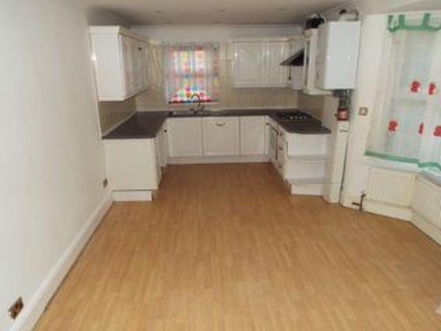 5 Bedrooms for rent in Geere Road, London E15