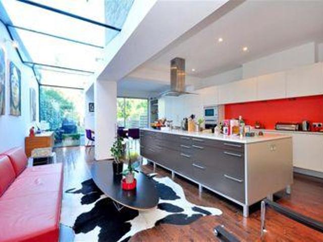 5 Bedrooms for rent in Gondar Gardens, West Hampstead, London NW6