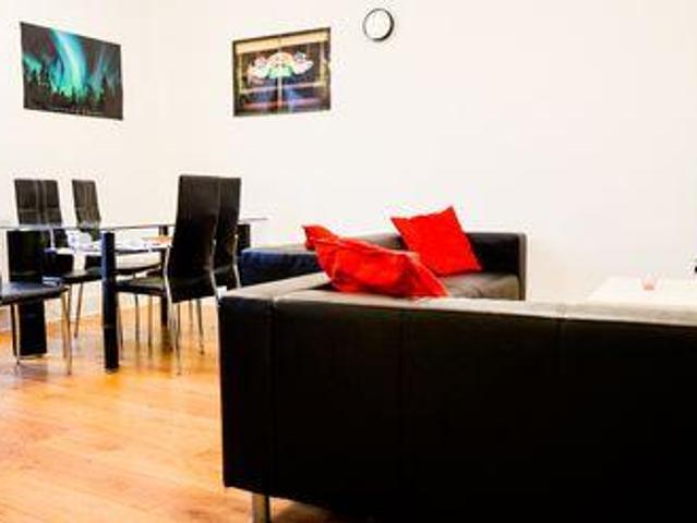 5 Bedrooms for rent in Hyde Park Terrace, Hyde Park, Leeds LS6