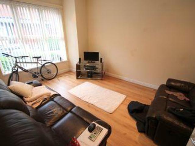 5 Bedrooms for rent in Headingley Mount, Headingley, Leeds LS6