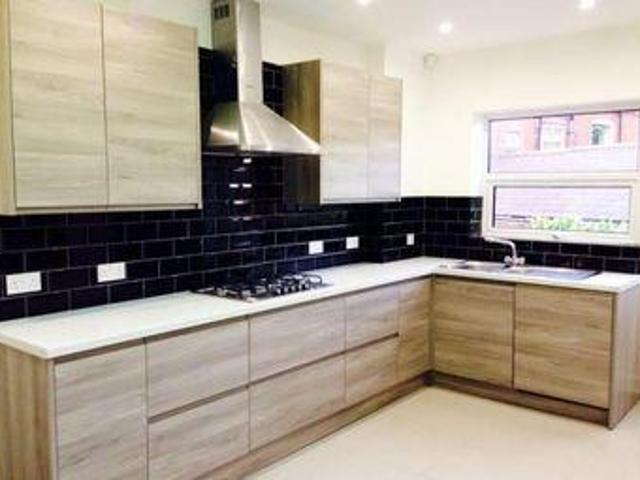 5 Bedrooms for rent in Heeley Road, Selly Oak, Birmingham B29