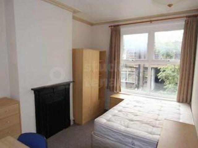 5 Bedrooms for rent in Hermitage Road, London, Greater London N4