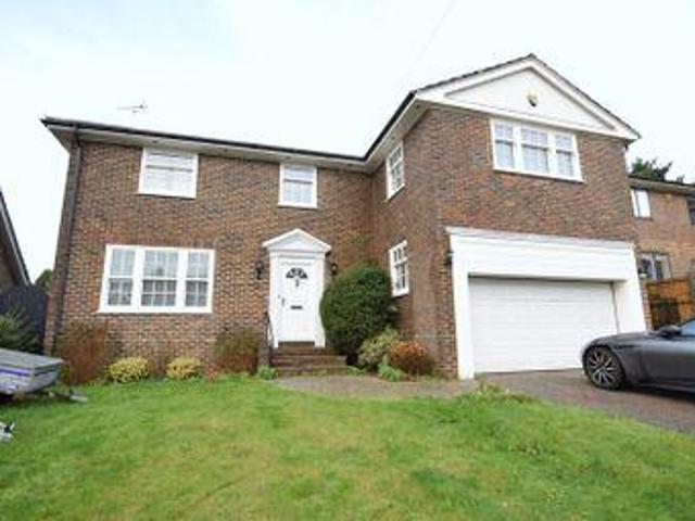 5 Bedrooms for rent in Hill Drive, Hove BN3