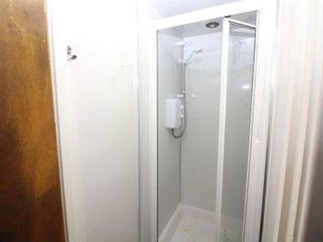 5 Bedrooms for rent in Kaye Place, Sheffield S10
