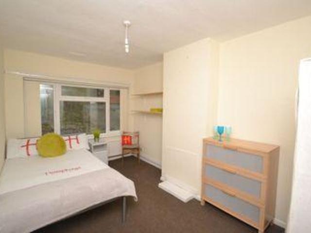 5 Bedrooms for rent in Park Road, Nottingham NG7