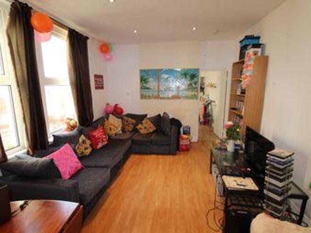 5 Bedrooms for rent in Pen Y Wain Road, Cathays, Cardiff CF24