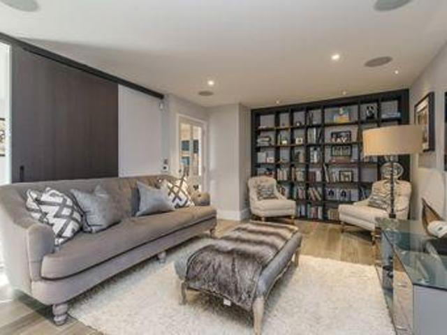 5 Bedrooms for rent in Queensmere Road, London SW19