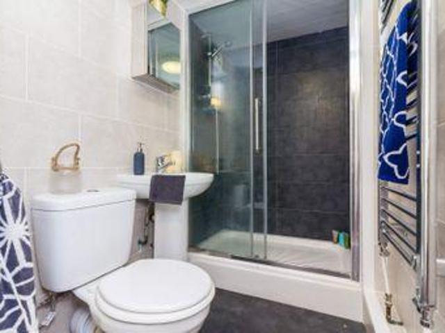 5 Bedrooms for rent in St. Anns Mount, Burley, Leeds LS4