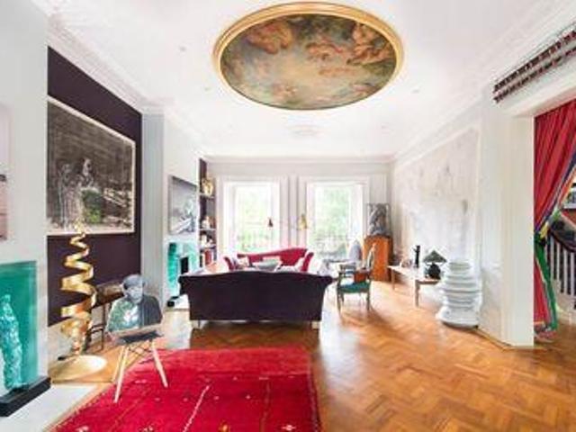 5 Bedrooms for rent in St James Gardens, London W11