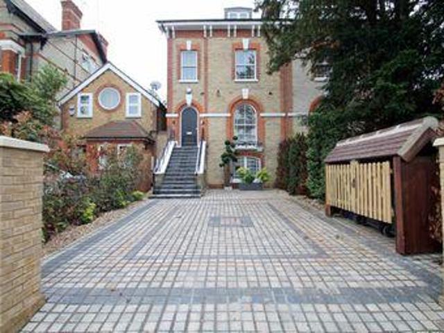 5 Bedrooms for rent in Station Road, New Barnet, Barnet EN5