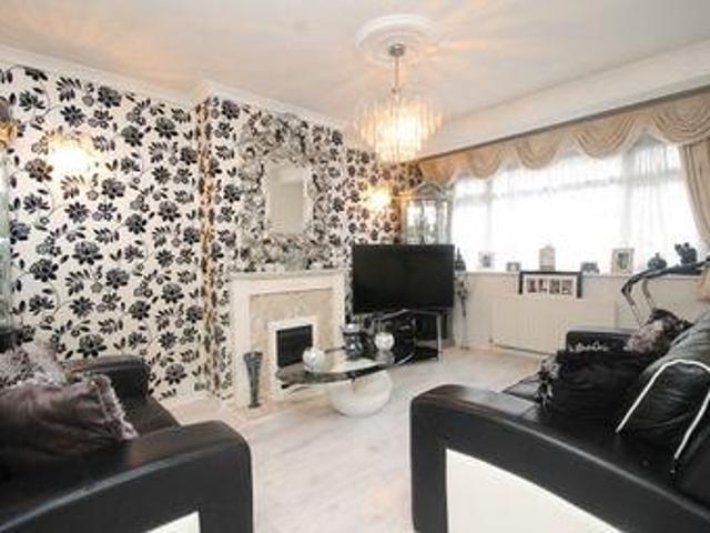 5 Bedrooms for rent in Stonecroft Way, Croydon CR0