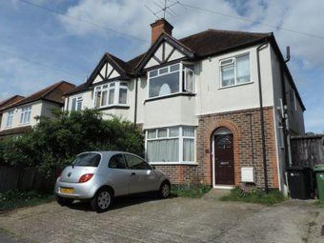 5 Bedrooms for rent in Weston Road, Guildford GU2