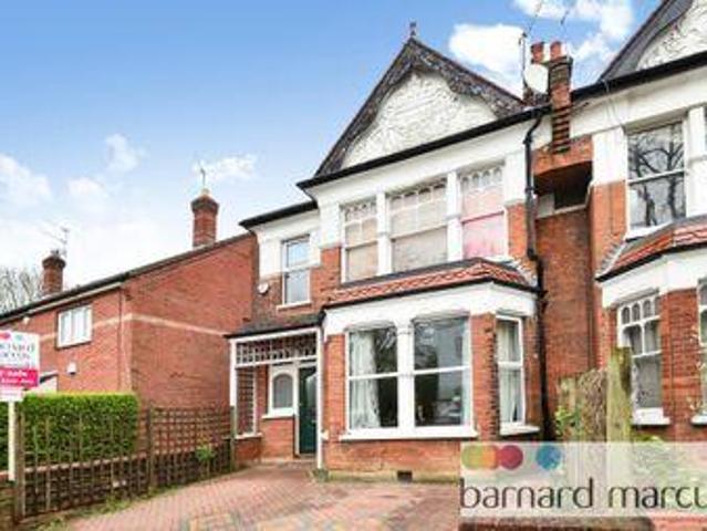 5 Bedrooms for rent in Woodside Lane, North Finchley, London N12