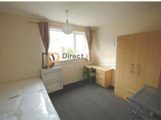 5 Bedrooms for rent in Woodsley Road, Hyde Park, Leeds LS6