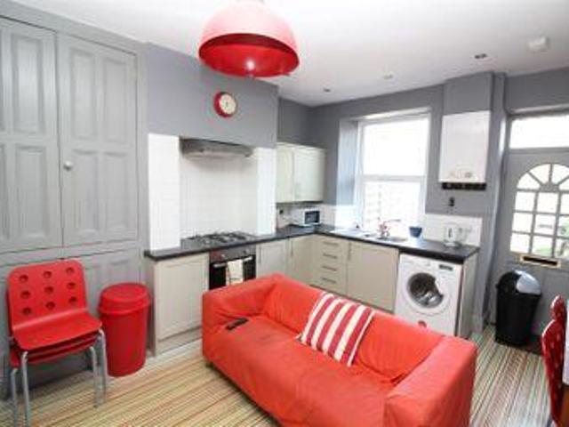 5 Bedrooms for rent in 12 Bradley Street, Crookes, Sheffield S10