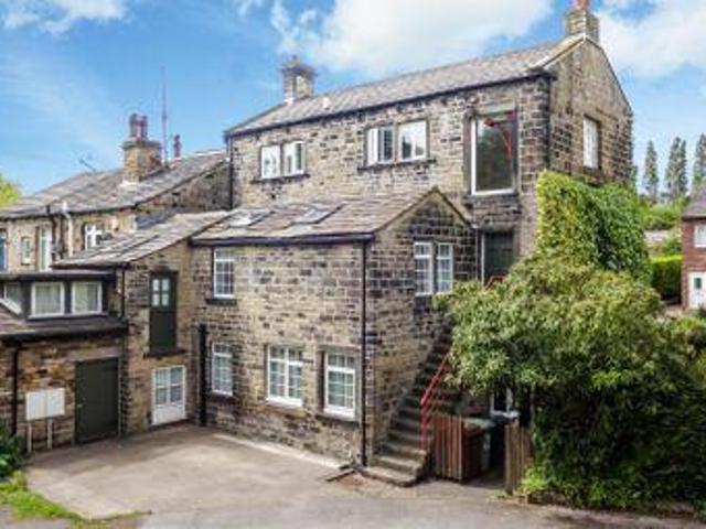 5 Bedrooms for sale in Bagley Lane, Farsley, Pudsey LS28