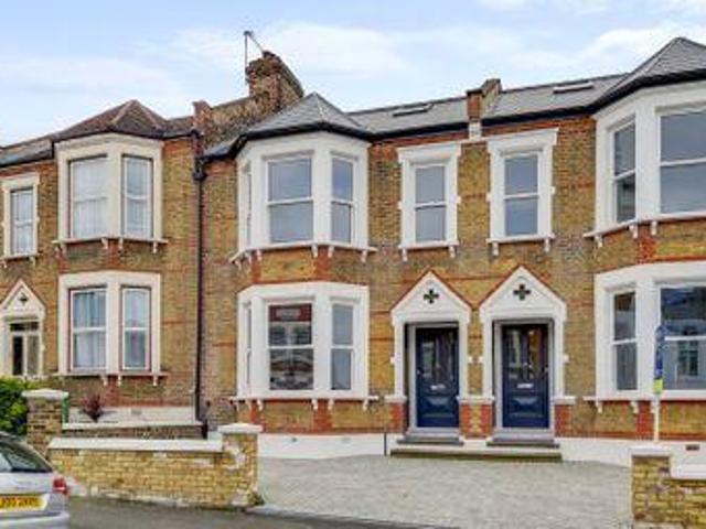 5 Bedrooms for sale in Heathwood Gardens, Charlton, London SE7