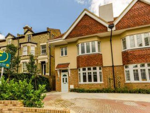 5 Bedrooms for sale in King Charles Road, Surbiton KT5
