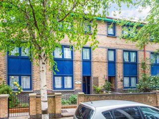 5 Bedrooms for sale in Princelet Street, London E1