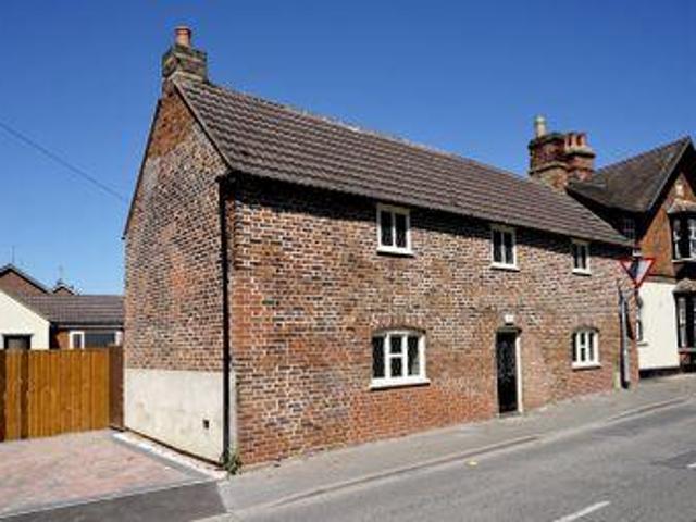 5 Bedrooms for sale in Station Lane, Offord Cluny, St. Neots, Cambridgeshire PE19