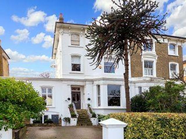 5 Bedrooms for sale in Spencer Road, London W4