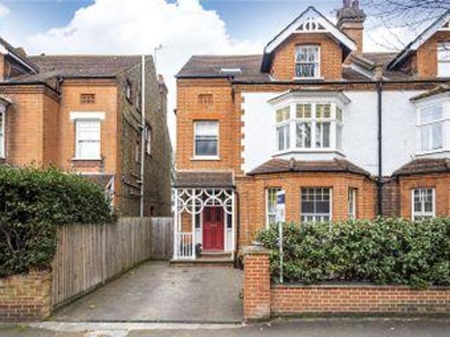 5 Bedrooms for sale in Victoria Avenue, Surbiton KT6