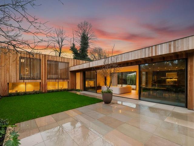 5 Bedrooms House detached for Rent in Cordelia Close | Foxtons