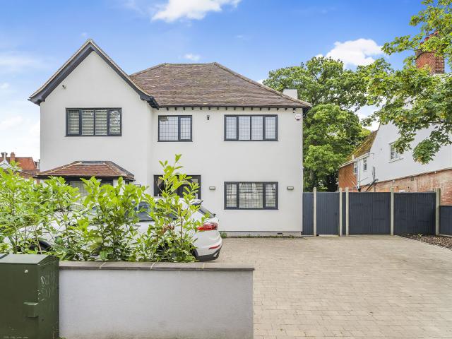 5 Bedrooms House detached for Rent in King Edwards Road | Foxtons