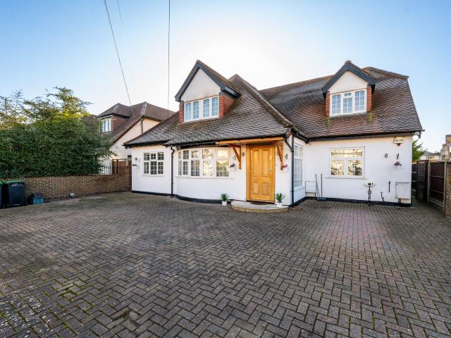 5 Bedrooms House detached for Rent in Thetford Road | Foxtons