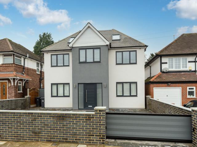 5 Bedrooms House detached for Rent in Ullswater Crescent | Foxtons