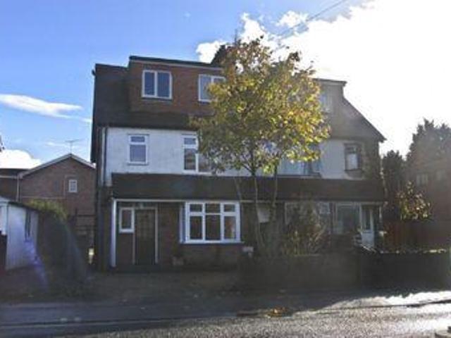 5 Bedrooms Semi detached house for rent in Cove Road, Farnborough GU14