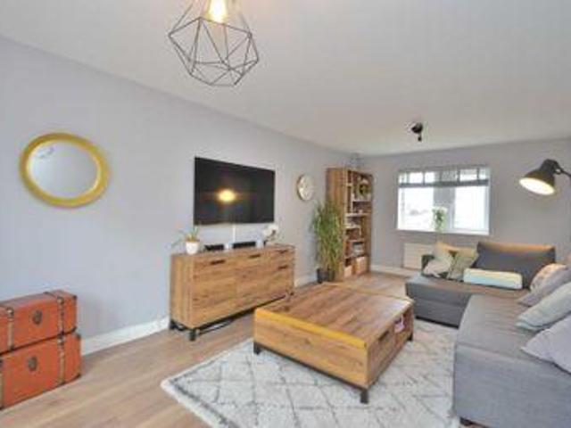 5 Bedrooms Semi detached house for rent in Bodmin Place, Broughton, Milton Keynes MK10