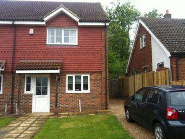 5 Bedrooms Semi detached house for rent in Downs Road, Canterbury CT2