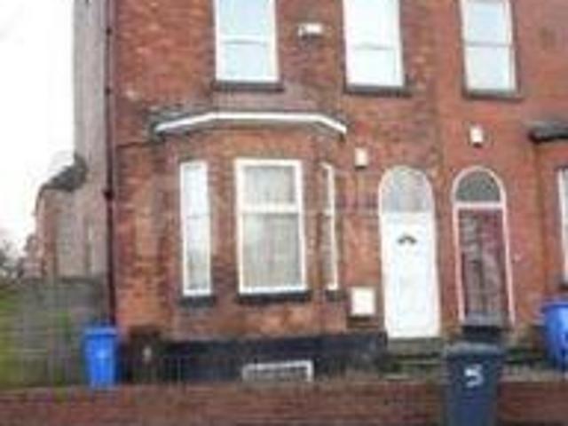 5 Bedrooms Semi detached house for rent in Dickenson Road, Manchester, Greater Manchester M14