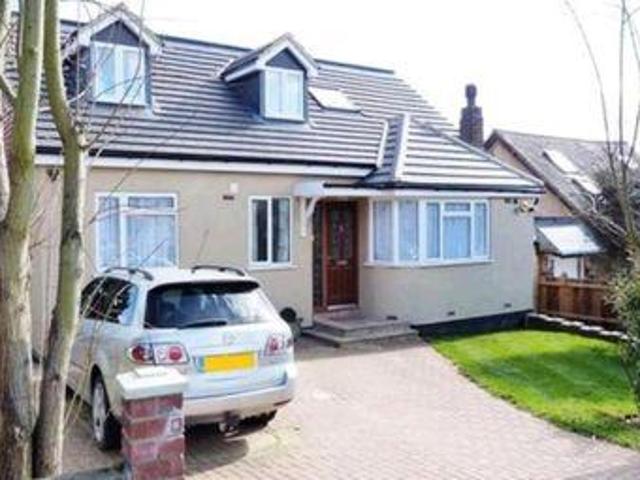 5 Bedrooms Semi detached house for rent in Engel Park, Mill Hill, London NW7