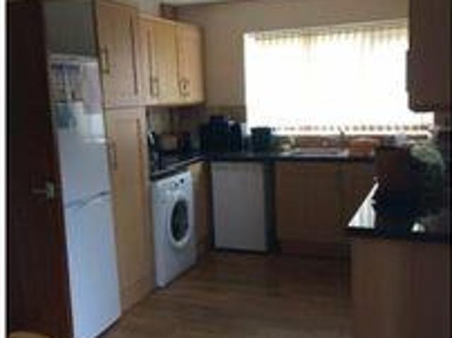 5 Bedrooms Semi detached house for rent in Forest Road, Colchester CO4