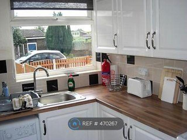 5 Bedrooms Semi detached house for rent in Headcorn Drive, Canterbury CT2
