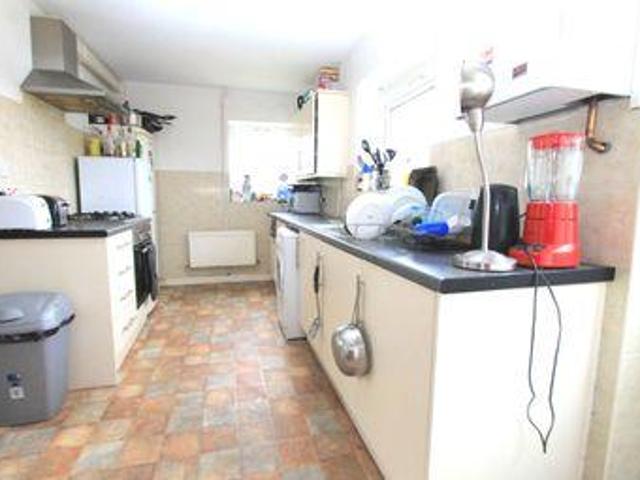 5 Bedrooms Semi detached house for rent in Hillside, Brighton BN2