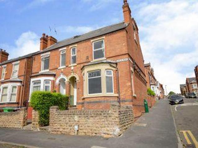 5 Bedrooms Semi detached house for rent in Leslie Road, Forest Fields, Nottingham NG7