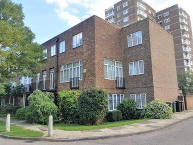 5 Bedrooms Semi detached house for rent in Middlefield, London NW8