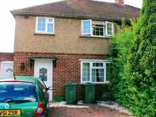 5 Bedrooms Semi detached house for rent in St. Johns Road, Guildford GU2