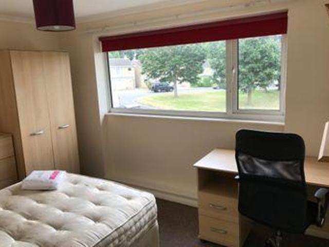 5 Bedrooms Semi detached house for rent in St. Michaels Place, Canterbury CT2
