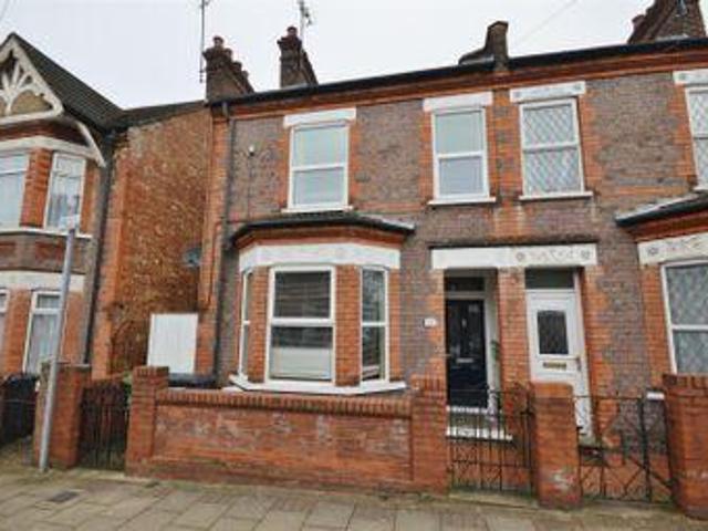 5 Bedrooms Semi detached house for rent in Reginald Street, Luton LU2