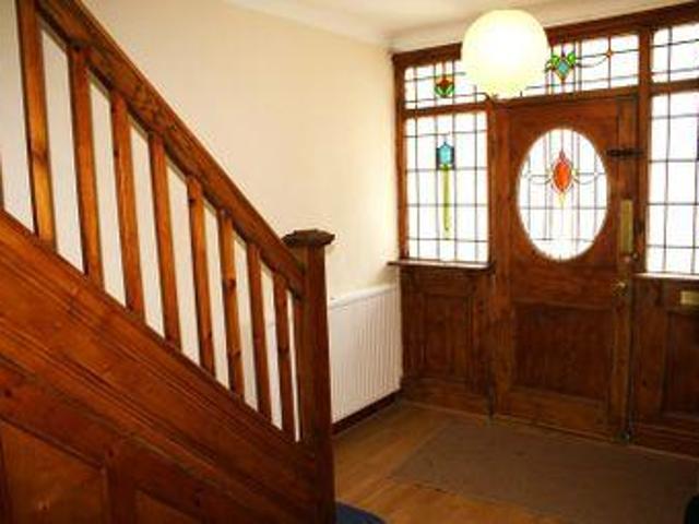 5 Bedrooms Semi detached house for rent in The Turnways, Headingley, Leeds LS6