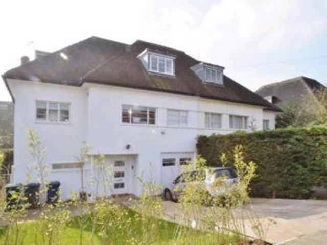 5 Bedrooms Semi detached house for rent in Vivian Way, London N2
