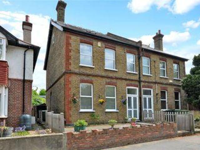 5 Bedrooms Semi detached house for sale in Cotswold Road, Sutton SM2