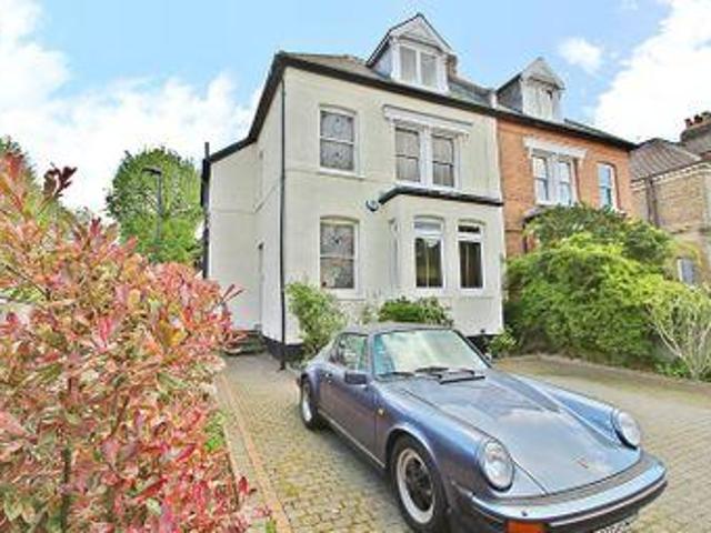 5 Bedrooms Semi detached house for sale in Chase Green Avenue, Enfield EN2