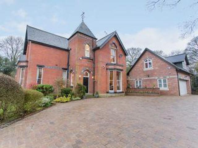 5 Bedrooms Semi detached house for sale in Chorley New Road, Bolton BL1