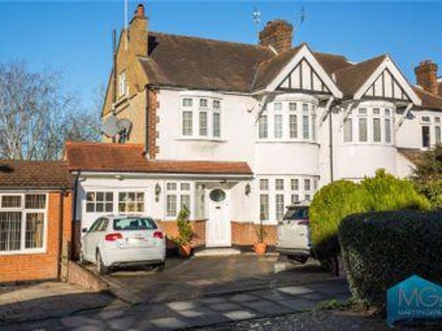 5 Bedrooms Semi detached house for sale in Belmont Avenue, Barnet, Herts EN4