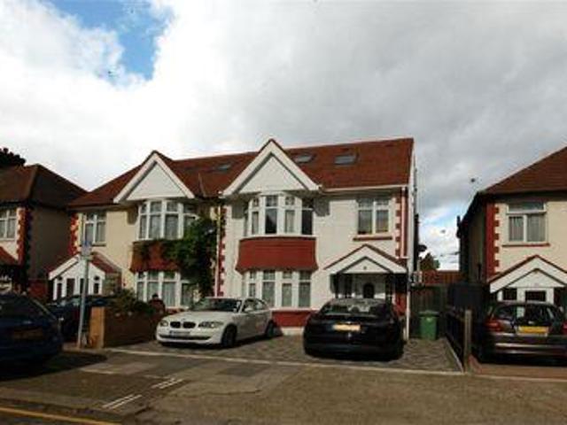 5 Bedrooms Semi detached house for sale in Braemar Avenue, Wembley HA0